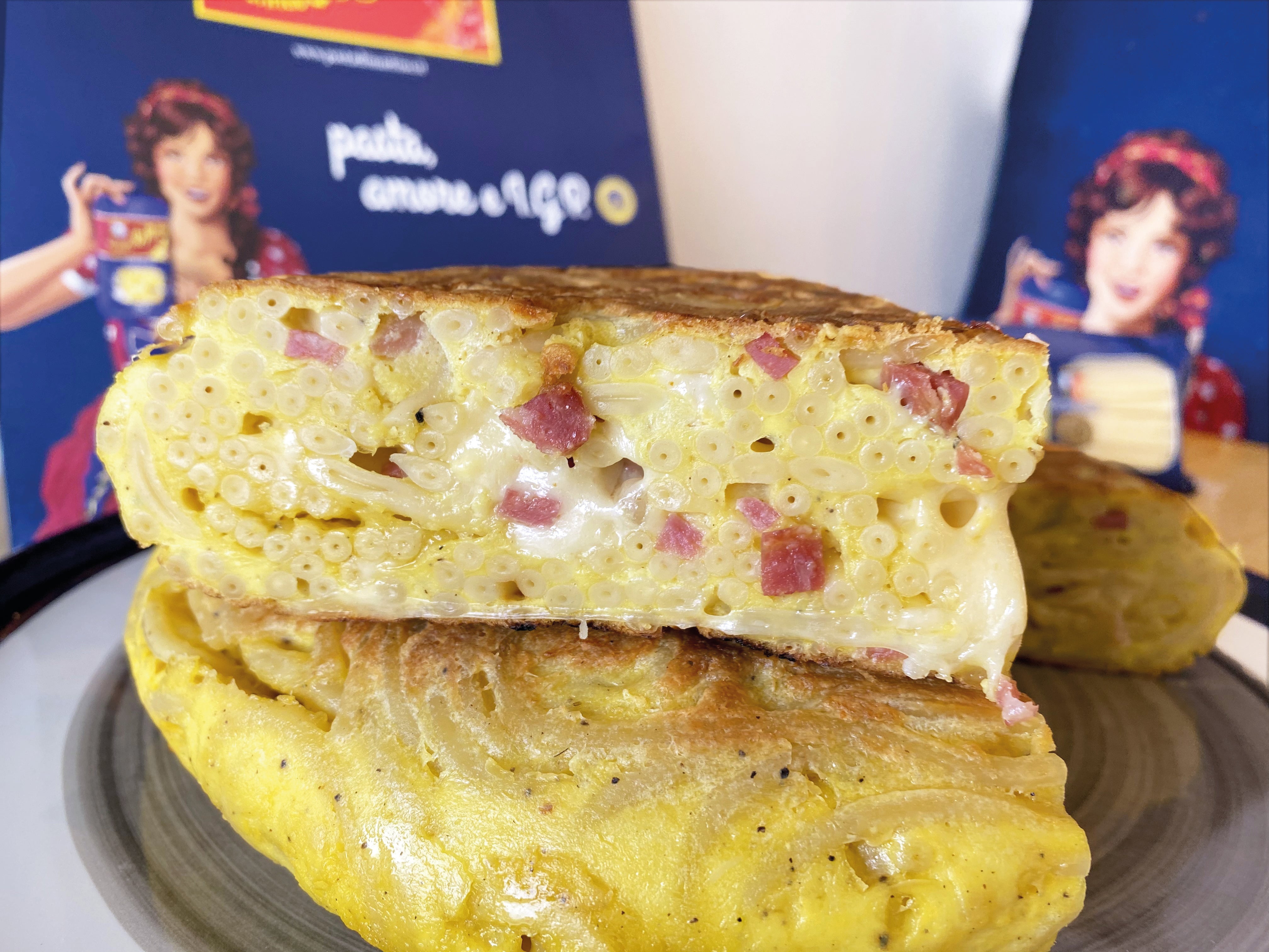 Pasta omelette, typical recipe from Naples | Pastificio Di Martino